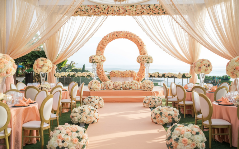 20 Irresistible Champagne Wedding Colors You’ll Love Forever - AdoroEvents