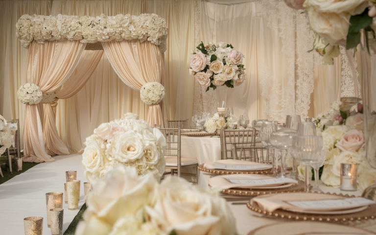 20 Irresistible Champagne Wedding Colors You’ll Love Forever - AdoroEvents