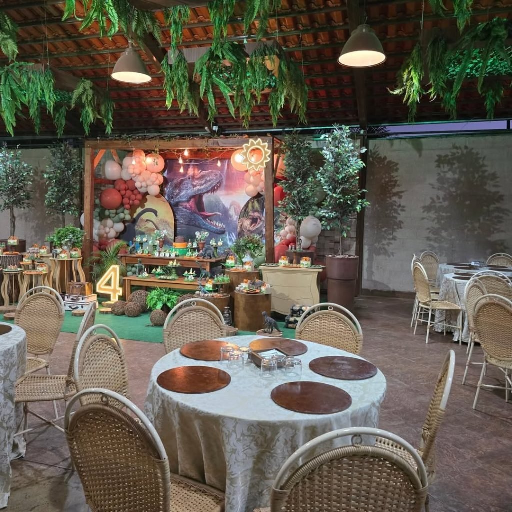 19 Dinosaur Birthday Party Ideas That Will Have Little Explorers ...