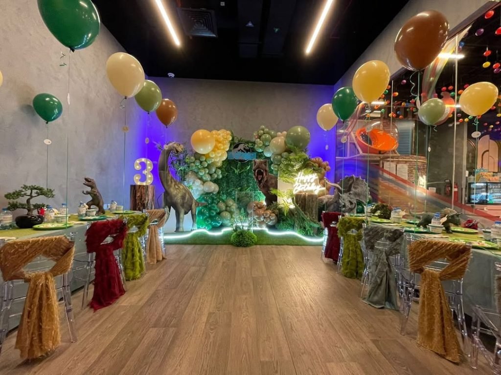 19 Dinosaur Birthday Party Ideas That Will Have Little Explorers ...