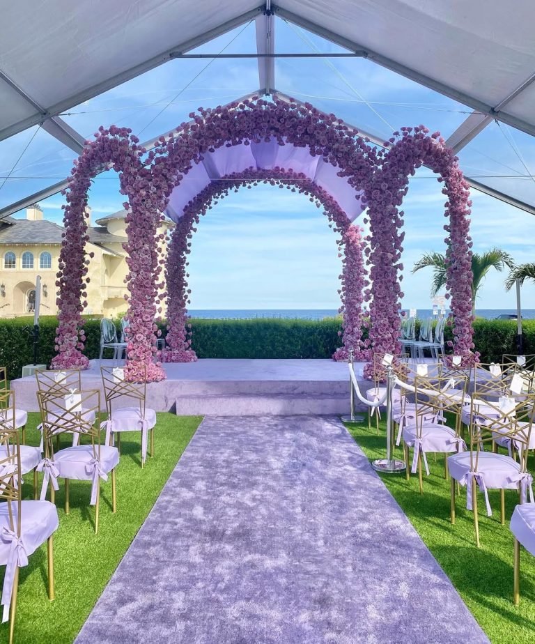 22 Purple Wedding Ideas That Feel Romantic, Elegant, and Unexpected ...