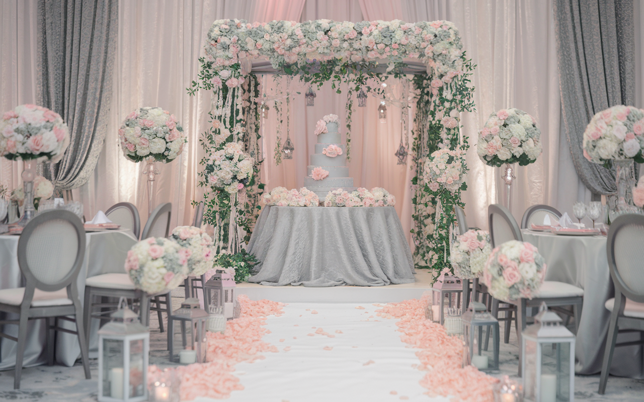 14 Mesmerizing Gray Wedding Color Ideas That Are Pure Perfection ...