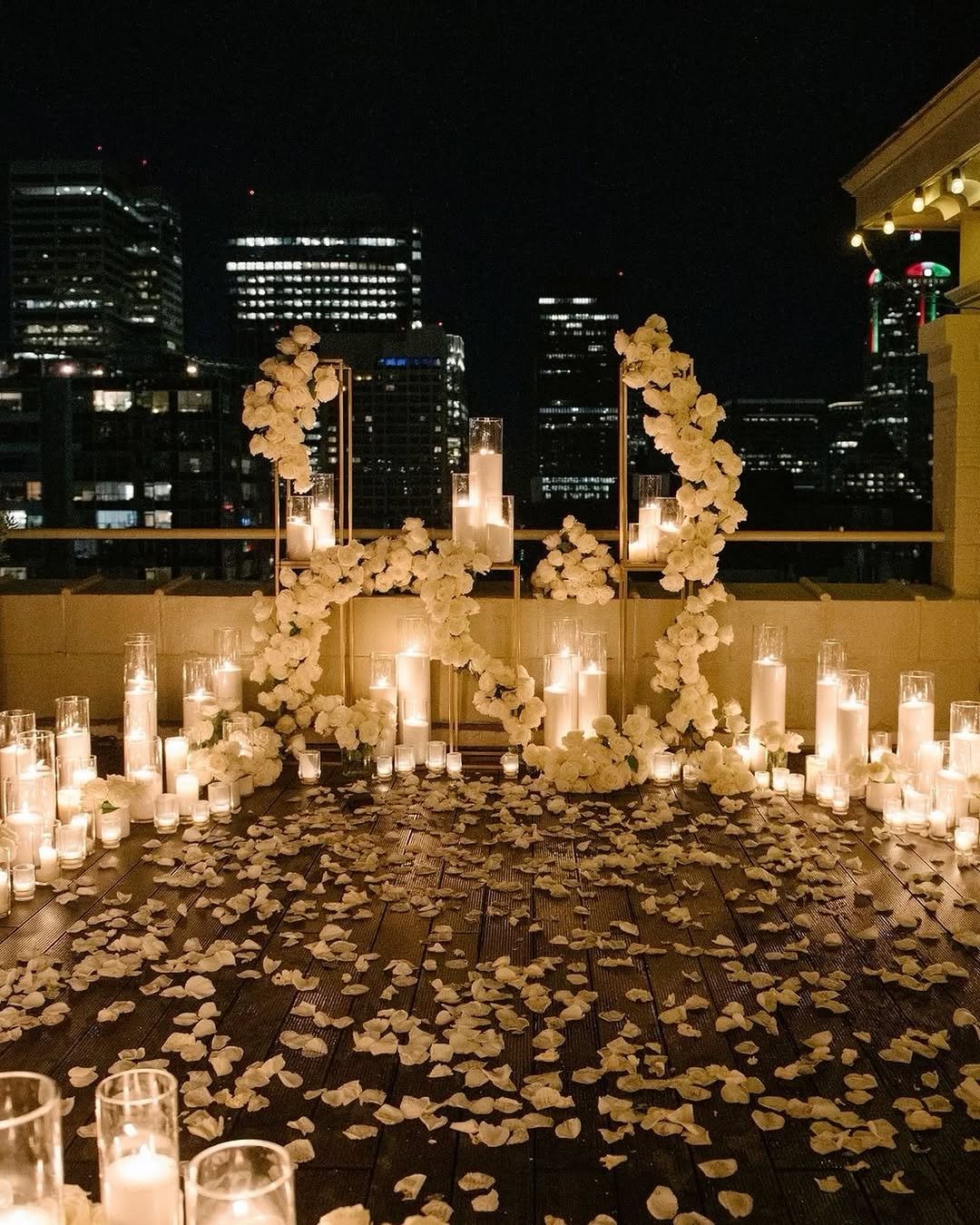 20 Romantic Date Ideas for Couples That Go Beyond the Ordinary ...