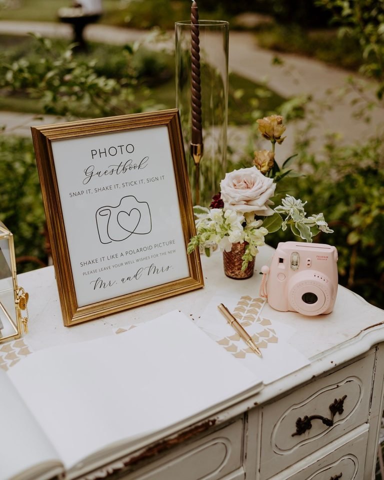 20 Wedding Guest Book Ideas That Capture Memories in Meaningful Ways ...