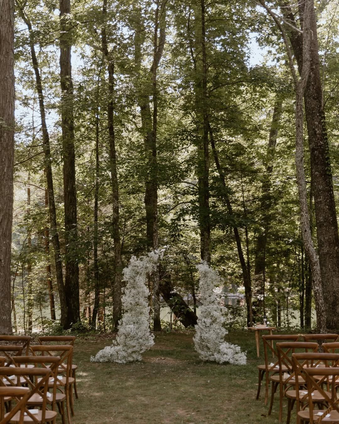 21 Forest Wedding Ideas That Bring Nature’s Beauty Into Your ...