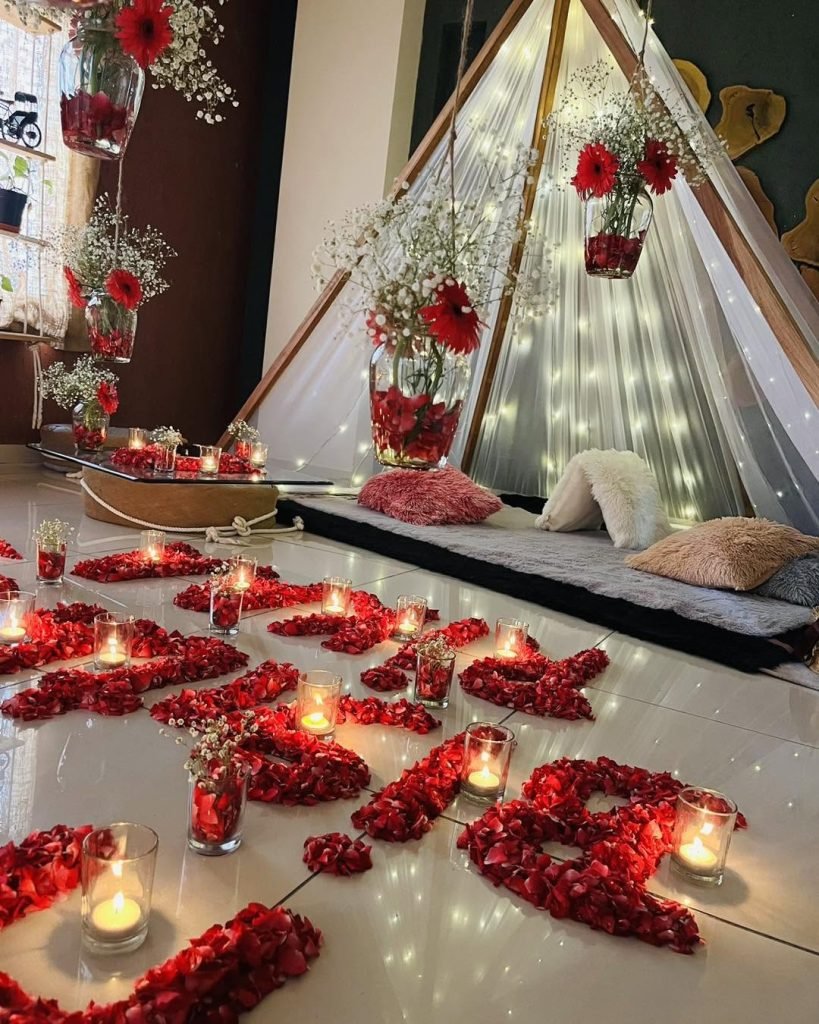 20 Romantic Date Ideas for Couples That Go Beyond the Ordinary ...
