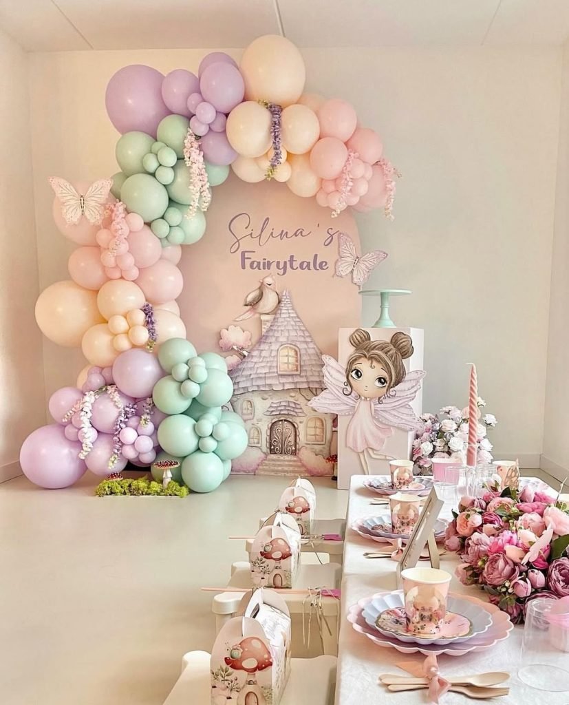 20+ 1st Birthday Theme Ideas for Girls That Are Sweet, Playful, and ...