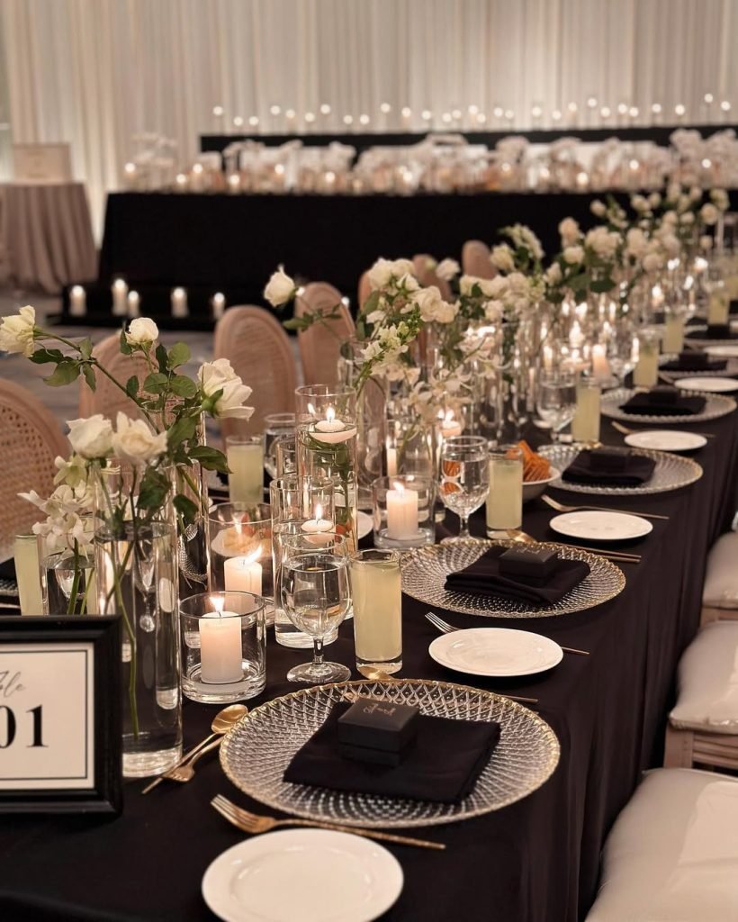 23 Statement-Making Black and White Table Setting Ideas That Are Too ...