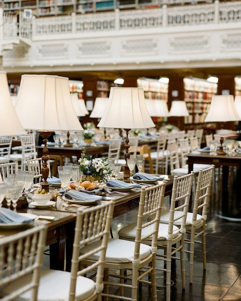 20 Library Wedding Ideas for Book-Loving Couples Who Want Every Detail ...