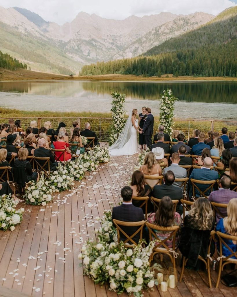 19 Mountain Wedding Ideas That Will Emotionally Take Your Breath Away ...