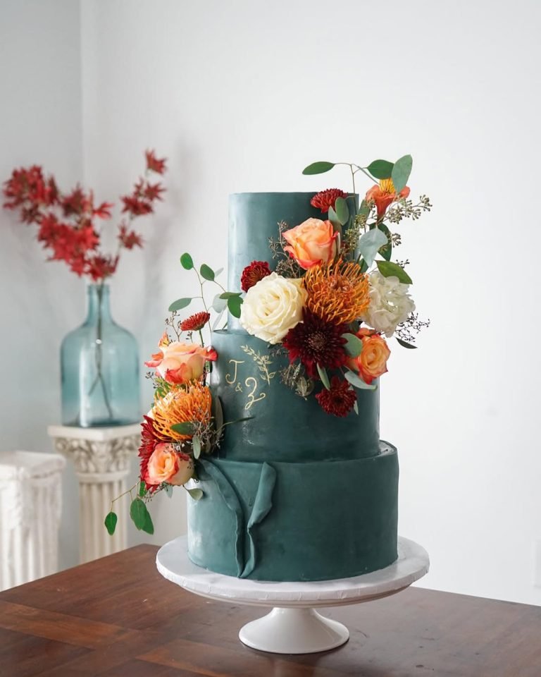 35 Highly Trending Fall Wedding Cake Ideas You’ll See in Every Magazine ...