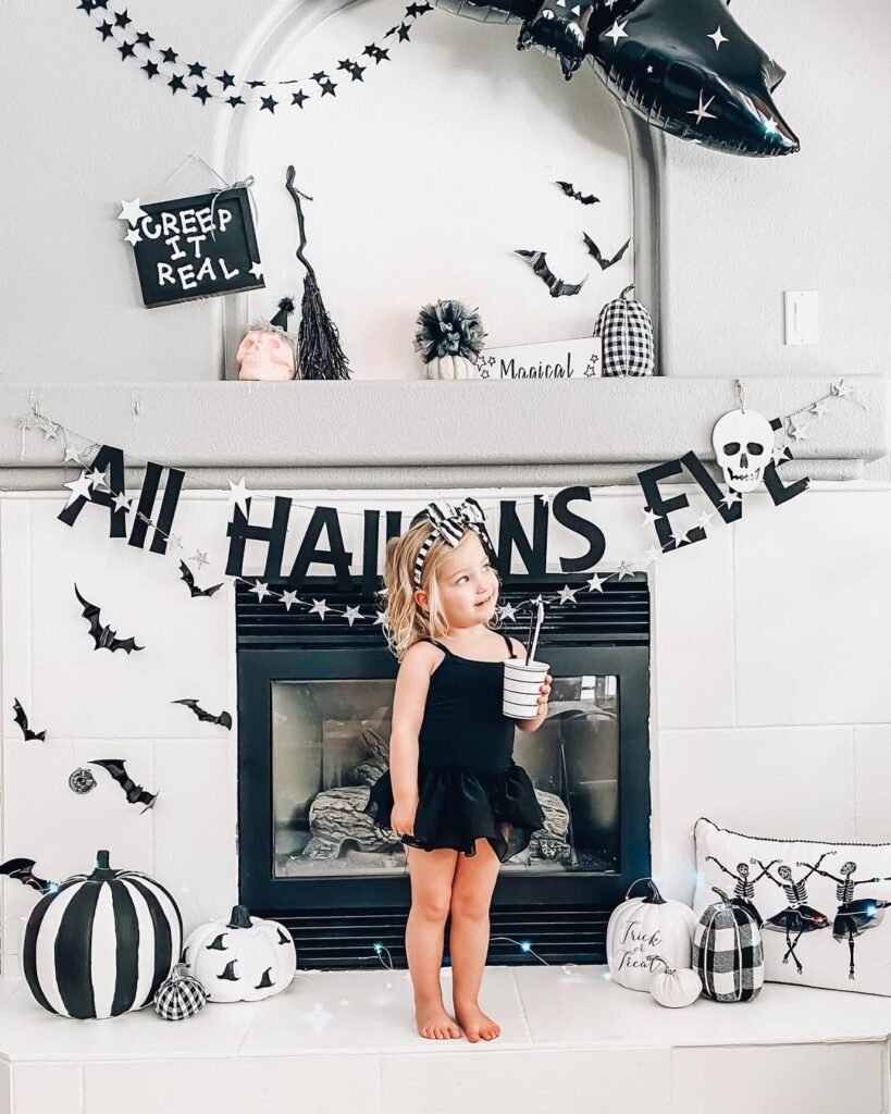 25 *Macabre* Halloween Birthday Decor Ideas Straight From the Shadows ...