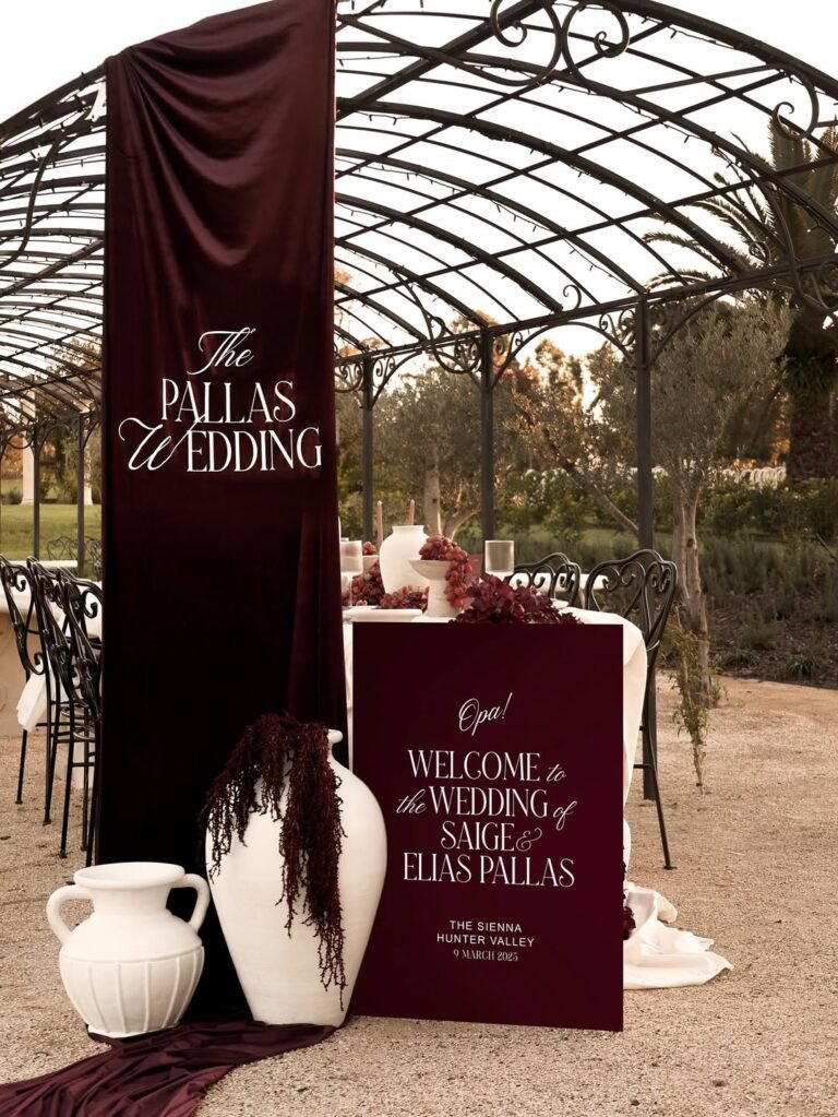 29 *Statement* Wedding Signage Ideas That Scream Style + Personality ...