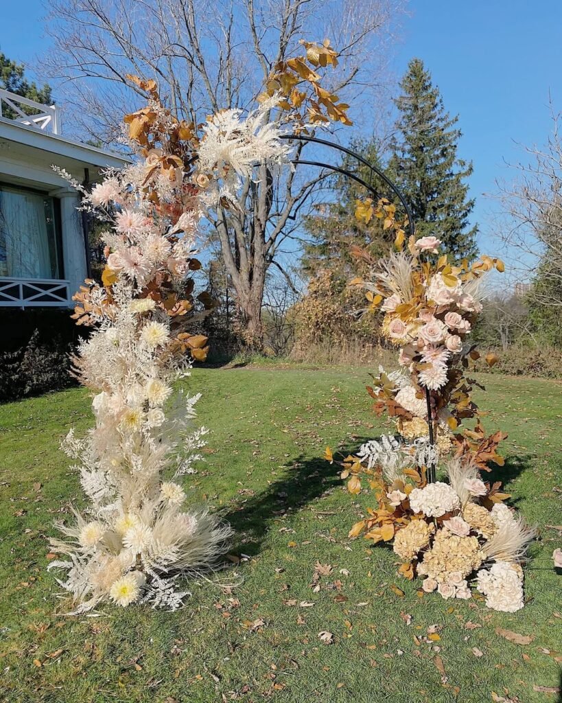 24 *Steal-Worthy* Fall Wedding Arch Ideas No Bride Should Miss ...