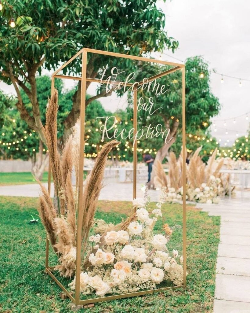 29 *Statement* Wedding Signage Ideas That Scream Style + Personality ...