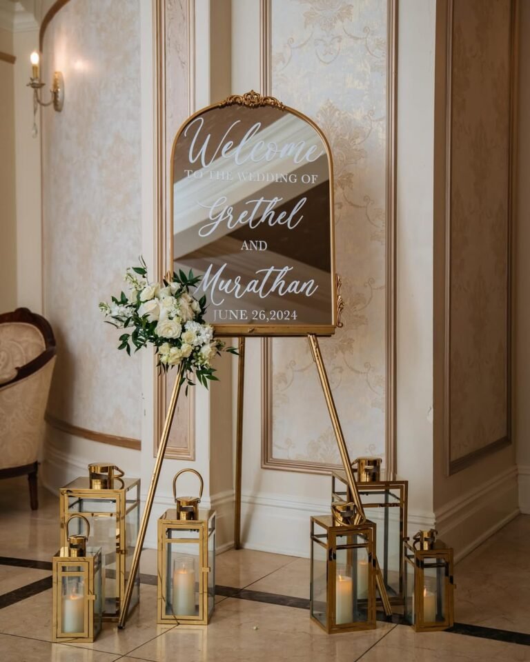 29 *Statement* Wedding Signage Ideas That Scream Style + Personality ...