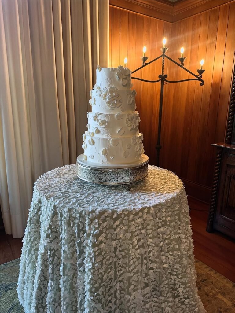 21 *Confectionery Chic* Buttercream Wedding Cake Ideas That Are Next ...