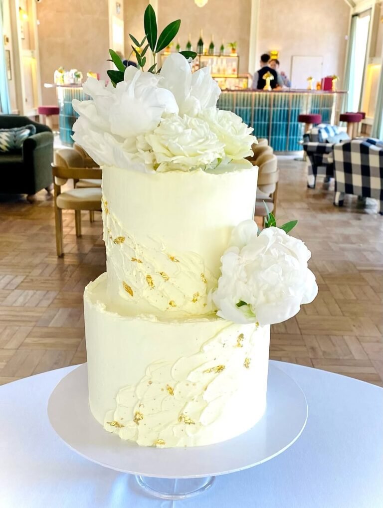 21 *Confectionery Chic* Buttercream Wedding Cake Ideas That Are Next ...