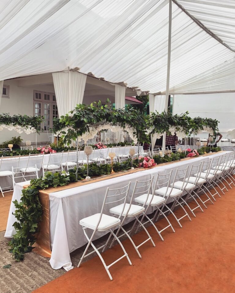 27 Picture-Perfect Spring Wedding Table Decor Ideas That Belong on Your ...
